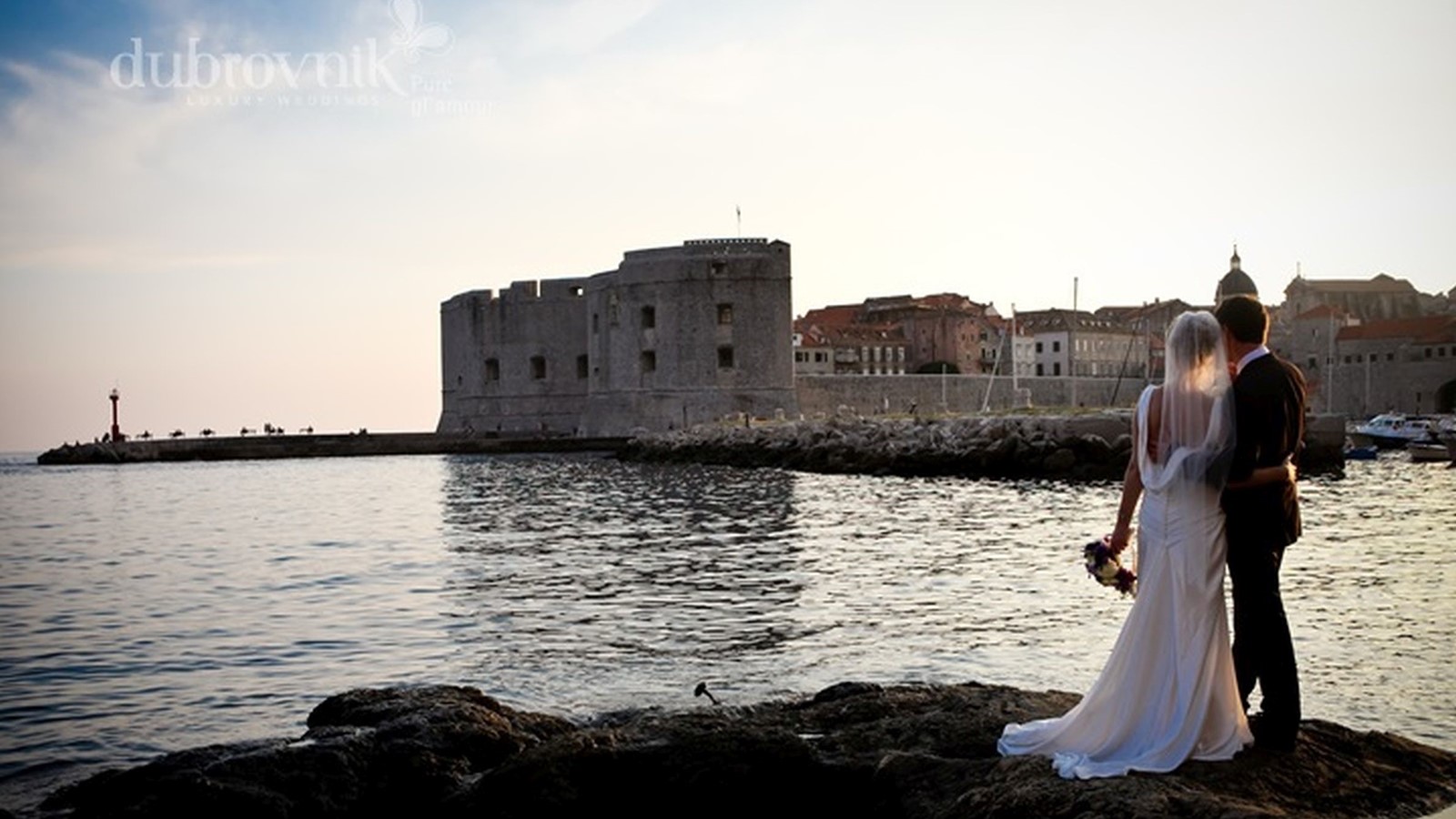 Planning A Wedding Abroad Have A Look At Few Tips For Your Perfect